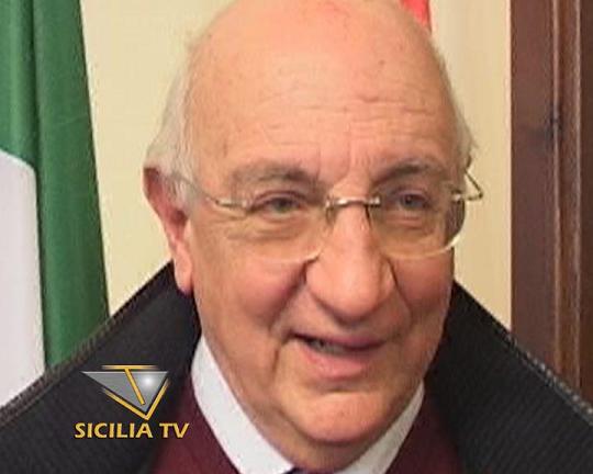 Favara: l’Assessore Fanara lascia le deleghe. Si tiene quella alla ...